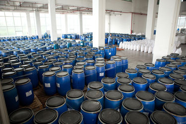 Textile Finishing Agent Hydrophilic Anionic Softener Flakes Low Yellowing